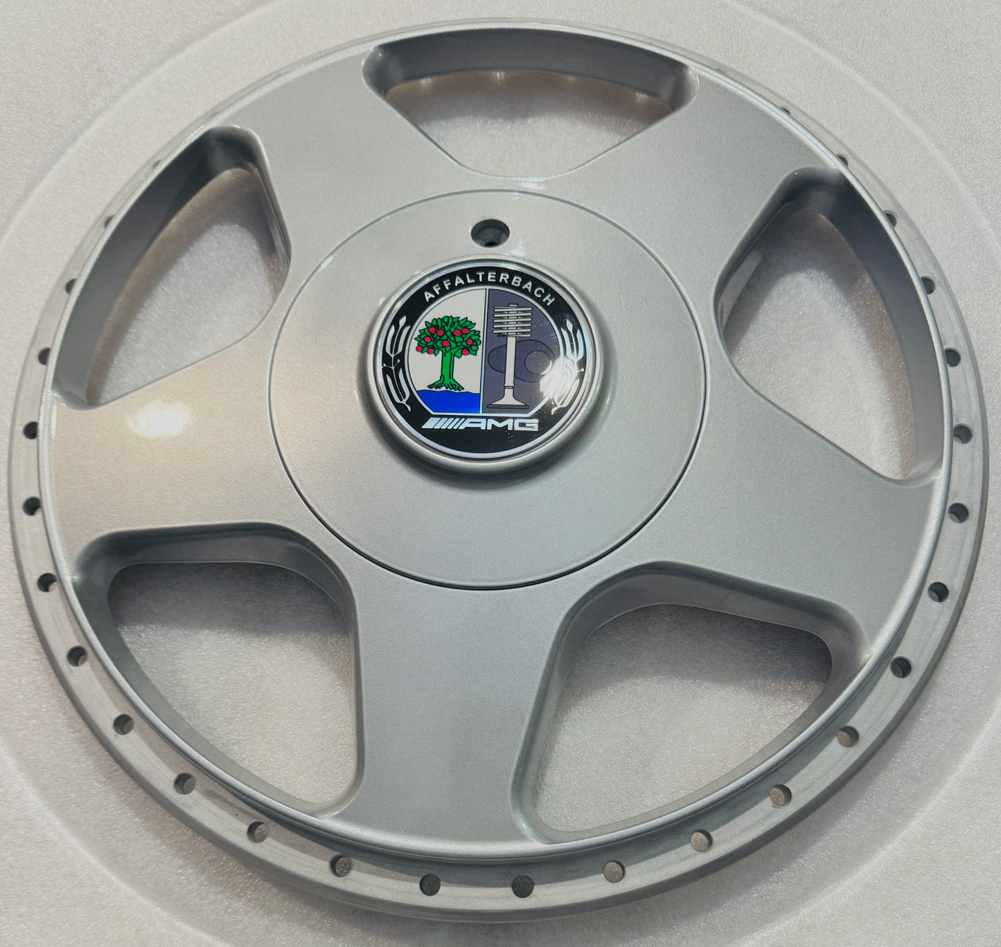 AMG logos / emblems for M283 M292 OZ Racing caps. – ozrims
